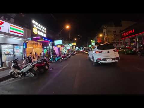 Pattaya January 2025, Beach Road, Soi 8 and Soi 7 at night - Soi 7 and ...